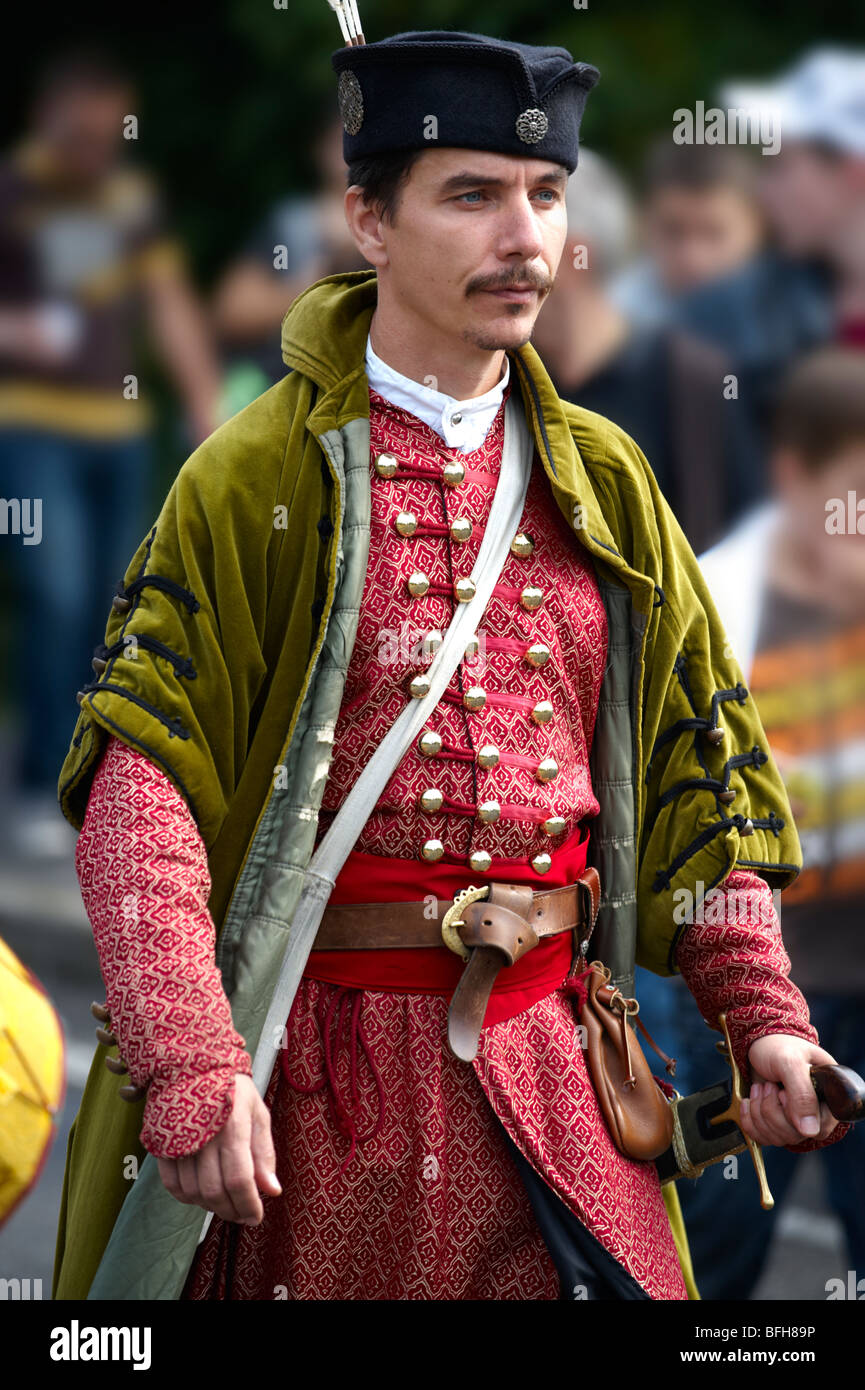 Hungarians in folk dress at a wine harvest festival Stock Photo - Alamy