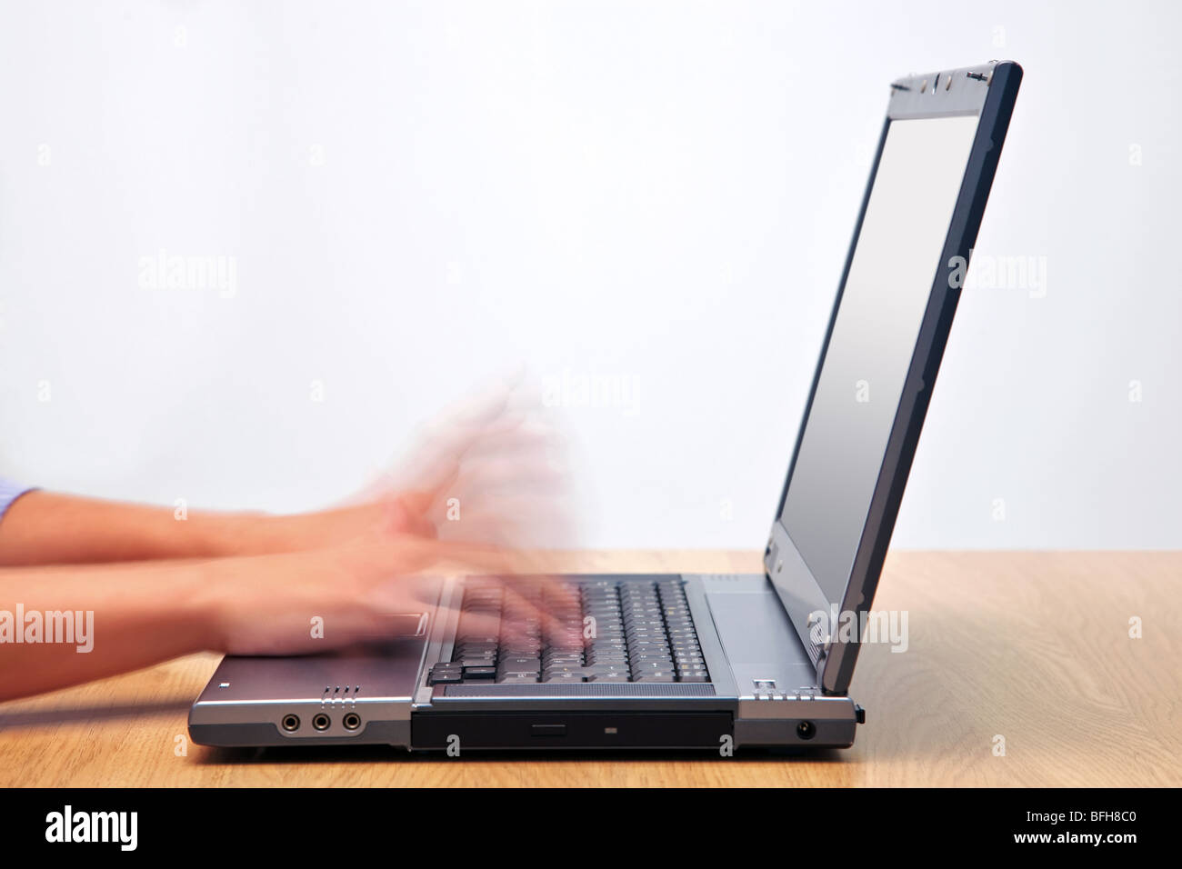 Fast typing with fingers hi-res stock photography and images - Alamy
