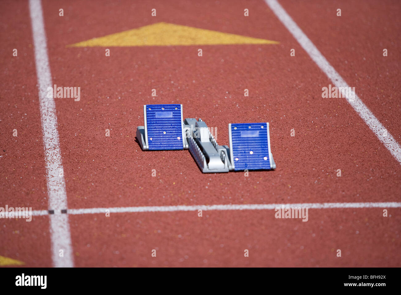 Single starting hi-res stock photography and images - Alamy