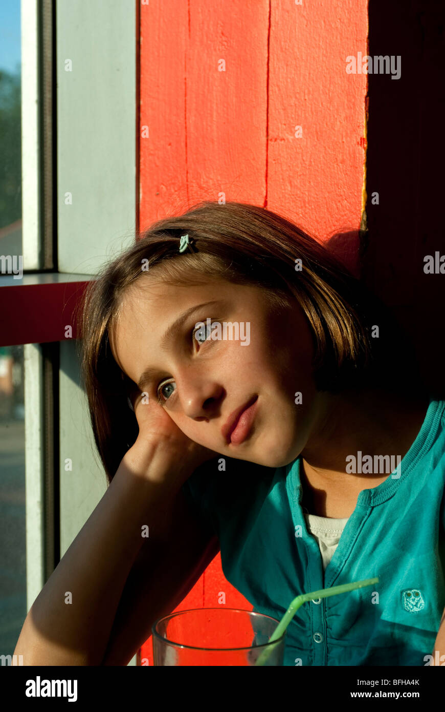 10 year old girl model hi-res stock photography and images - Alamy
