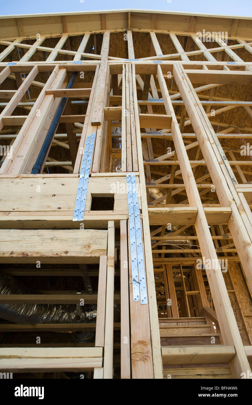 Incomplete house hi-res stock photography and images - Alamy