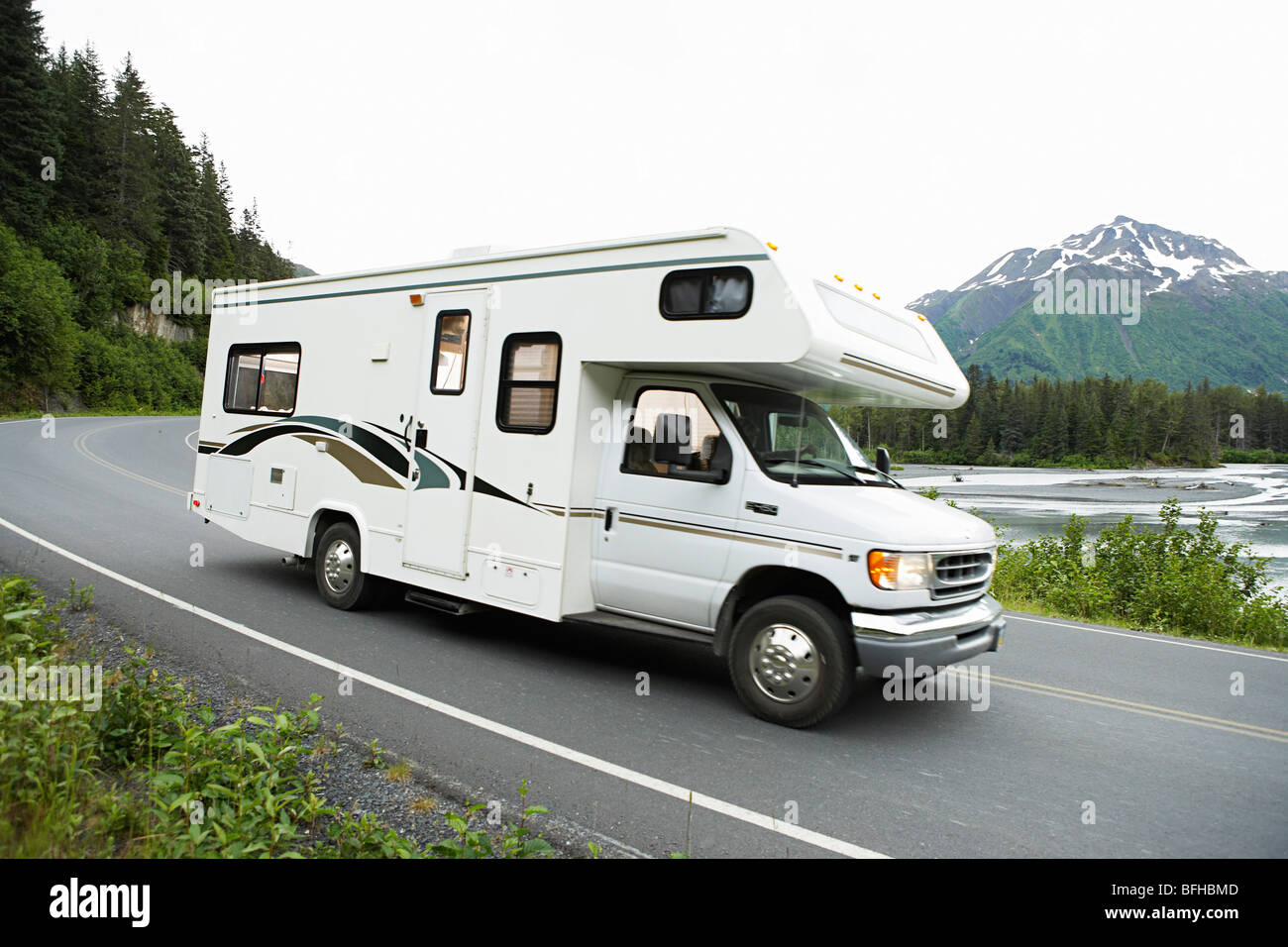 Side view of vehicle hi-res stock photography and images - Alamy