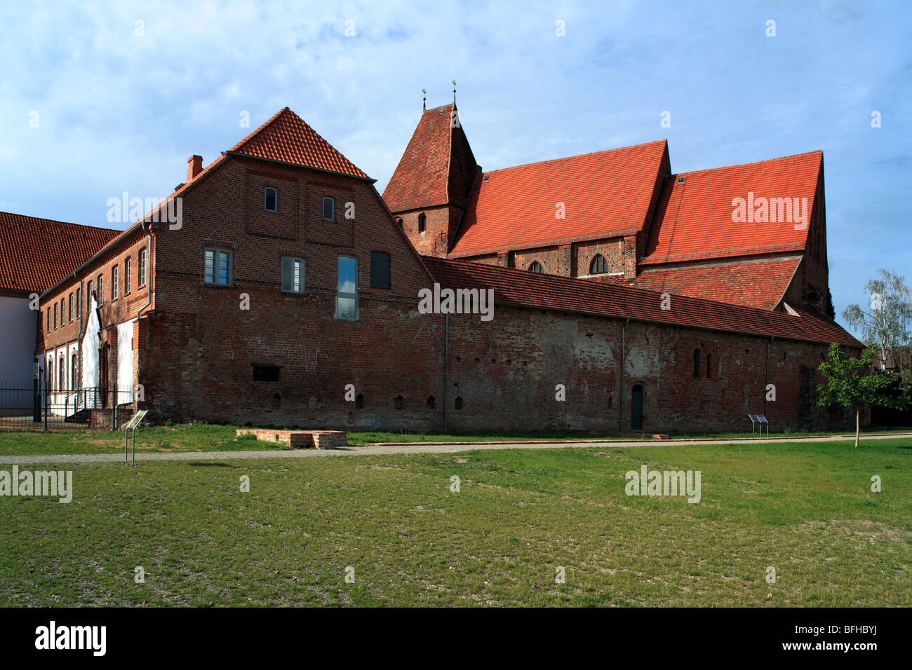 Benediktinerinnenkloster in Rehna, Radegast, Nordwestmecklenburg ...