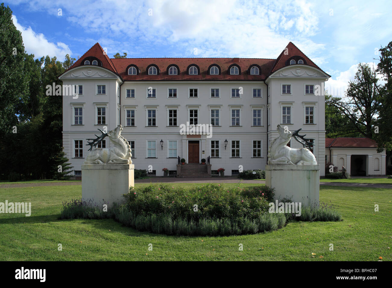 Mecklenburg Pomerania Manor House Stock Photos & Mecklenburg Pomerania ...