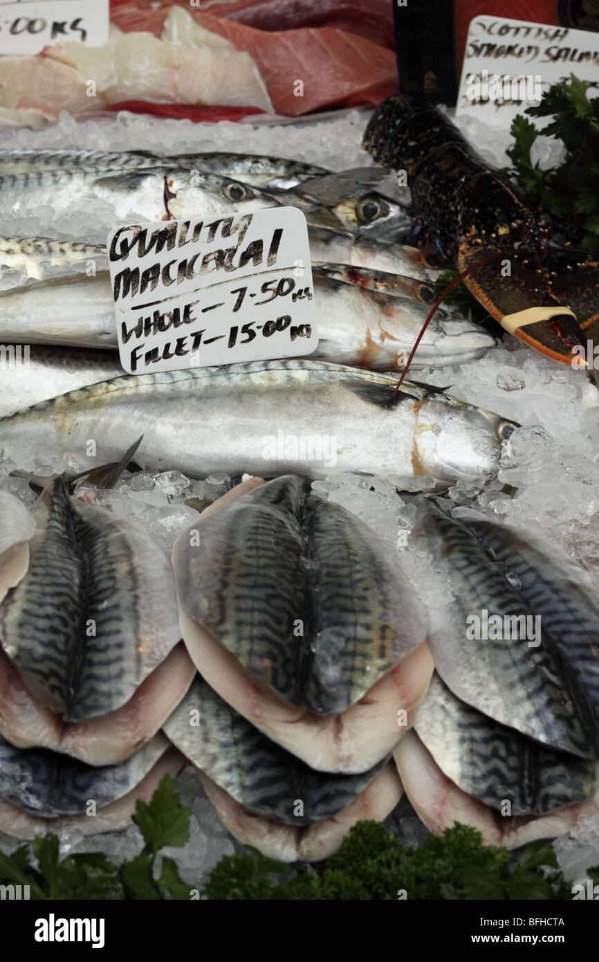 Borough market fish market hi-res stock photography and images - Alamy