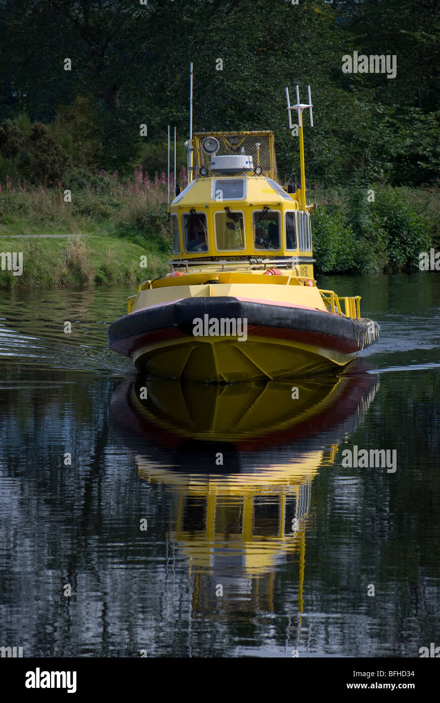 Oil Rig Inland High Resolution Stock Photography and Images - Alamy