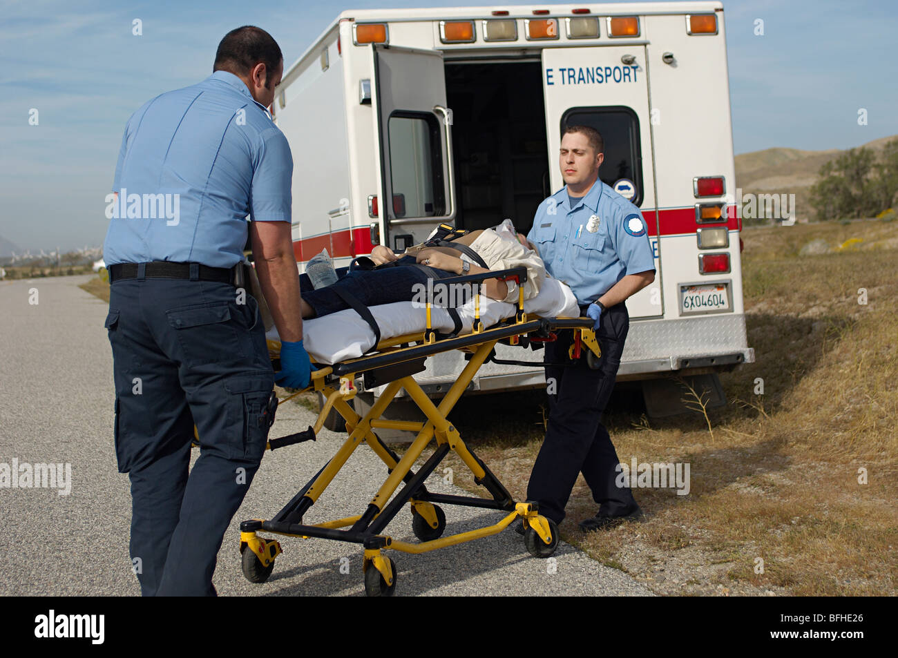 Paramedics stretcher hi-res stock photography and images - Alamy