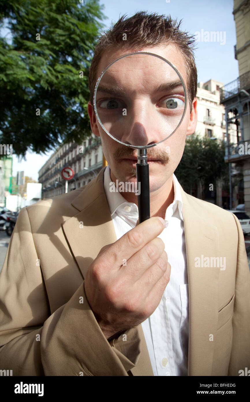 Object through distorted glass hi-res stock photography and images - Alamy