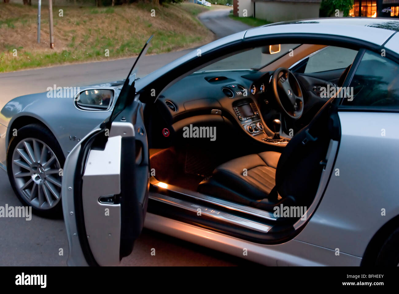 mercedes benz coupe sl500 Stock Photo - Alamy