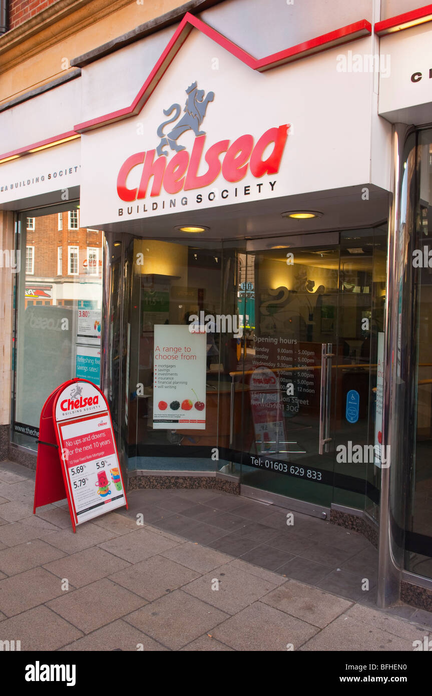 The chelsea building society bank hi-res stock photography and images ...