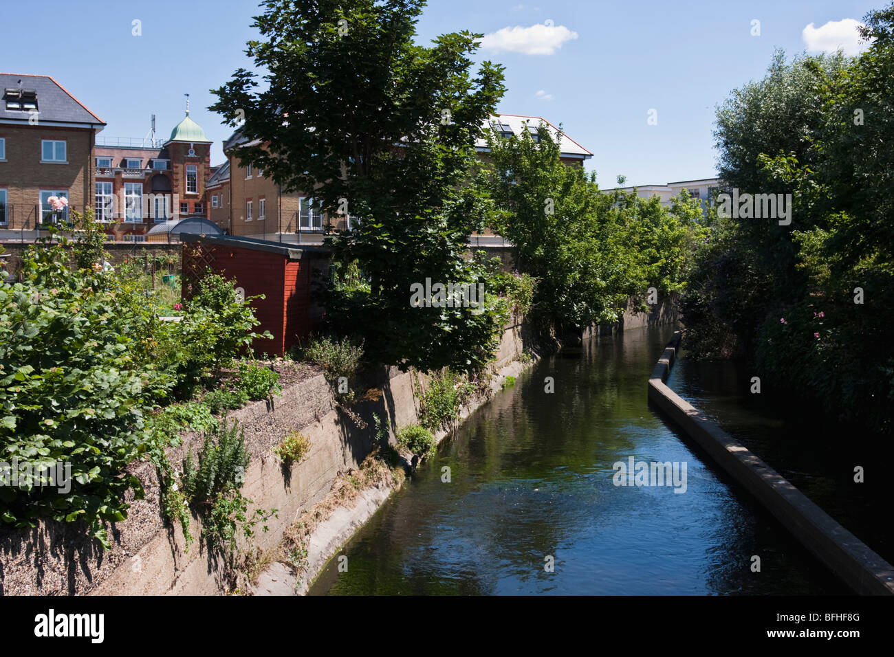 the river wandle in wandsworth Stock Photo - Alamy