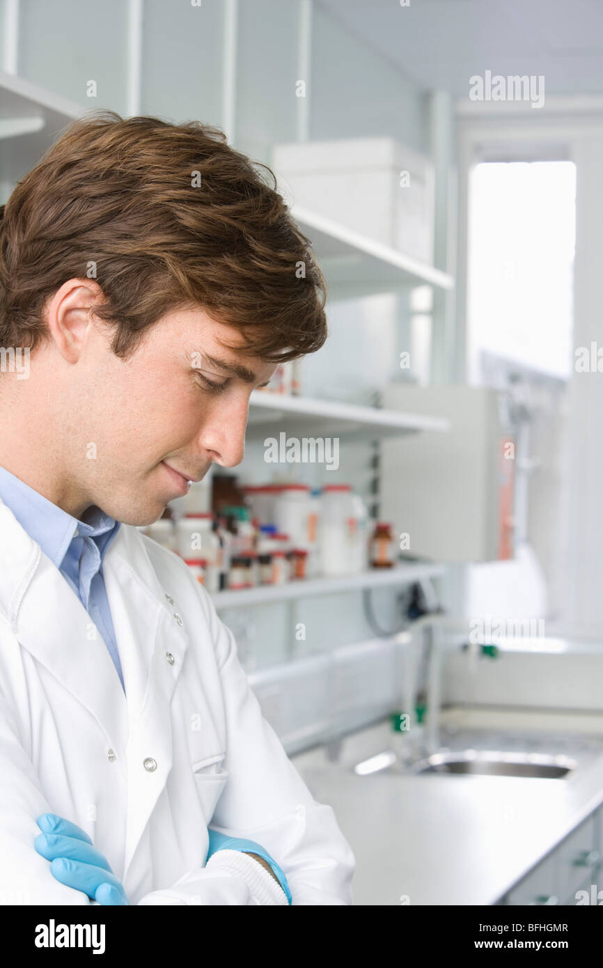 Scientist 1 hi-res stock photography and images - Alamy