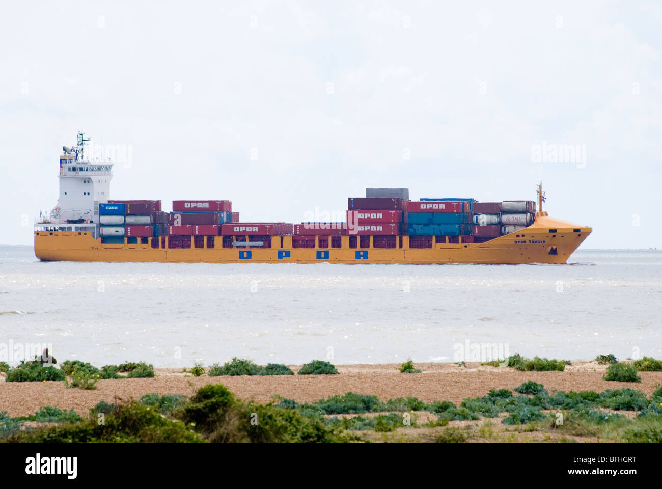 Loaded vessel hi-res stock photography and images - Alamy