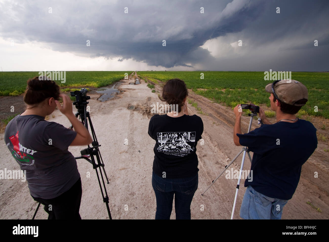 Storm chasers thunderstorm hi-res stock photography and images - Alamy