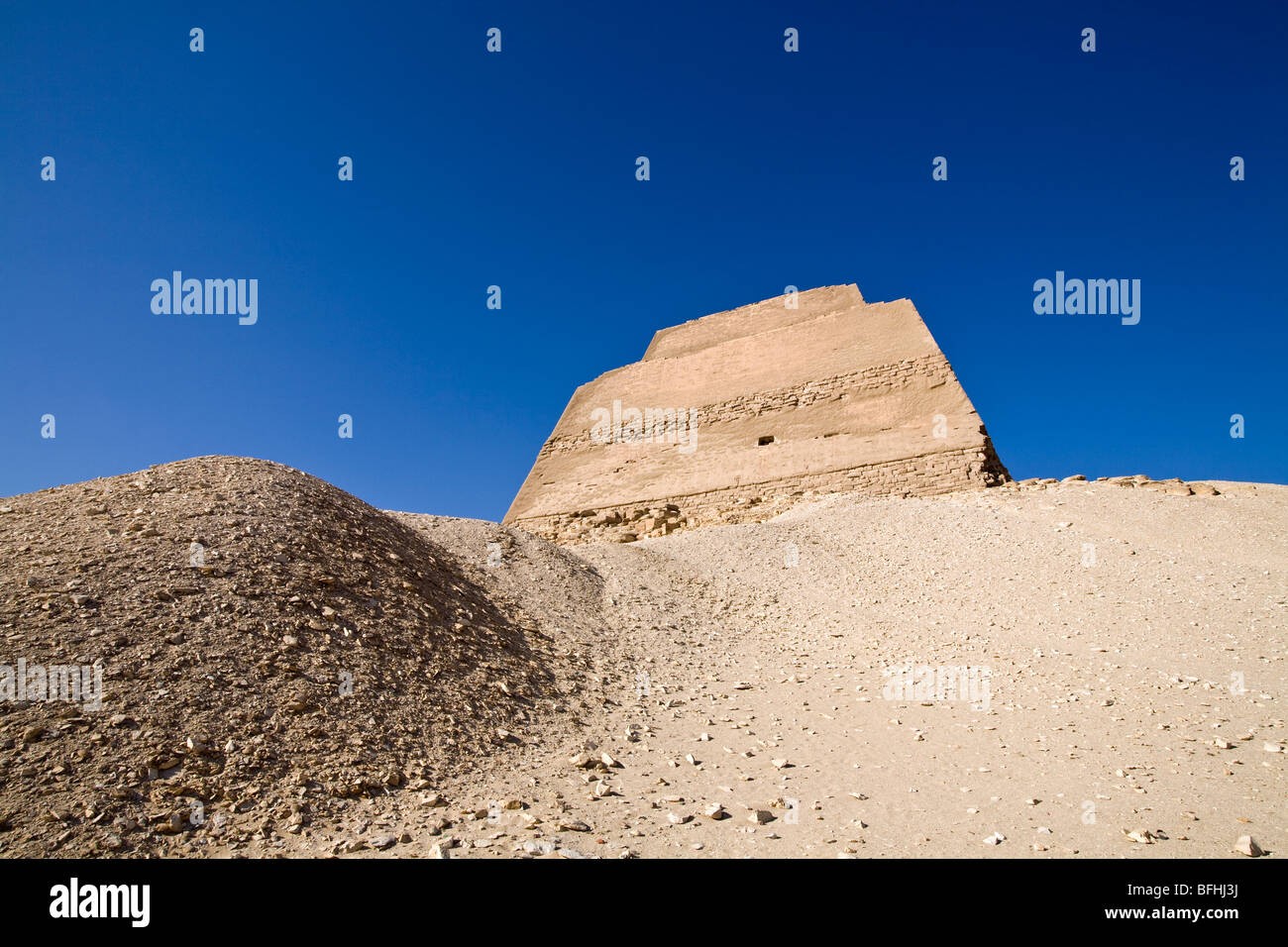Meidum Pyramid High Resolution Stock Photography and Images - Alamy