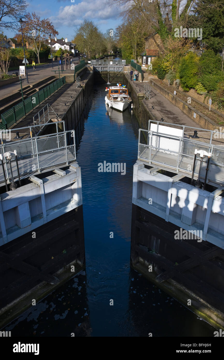 open lock gates at Boulters Lock, River Thames Stock Photo - Alamy