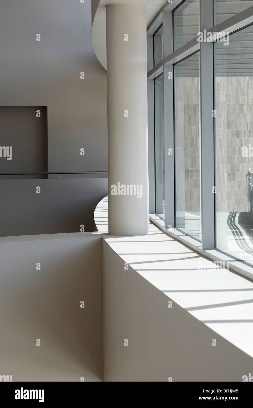 Empty office building interior Stock Photo - Alamy