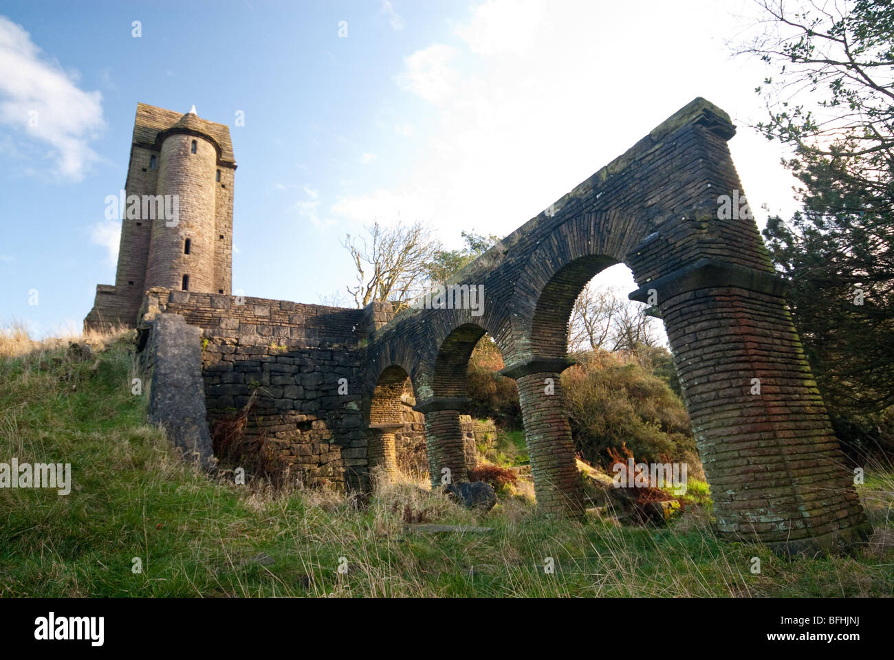Rivington pike pigeon tower hi-res stock photography and images - Alamy