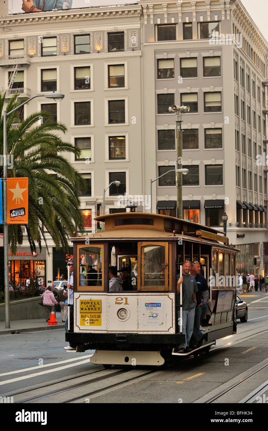 Cable car down cars hi-res stock photography and images - Alamy
