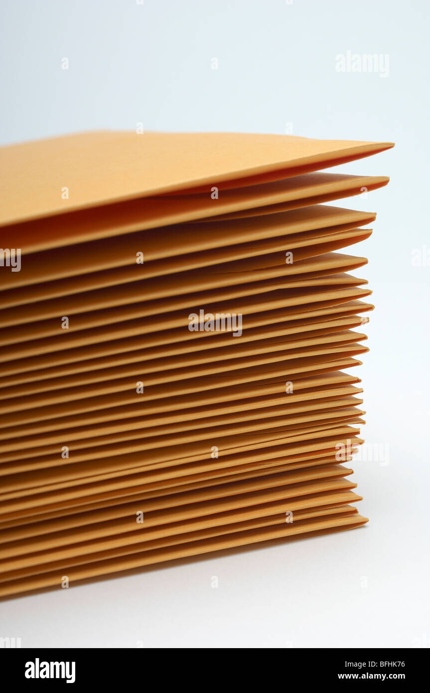 Stack of brown envelopes Stock Photo - Alamy