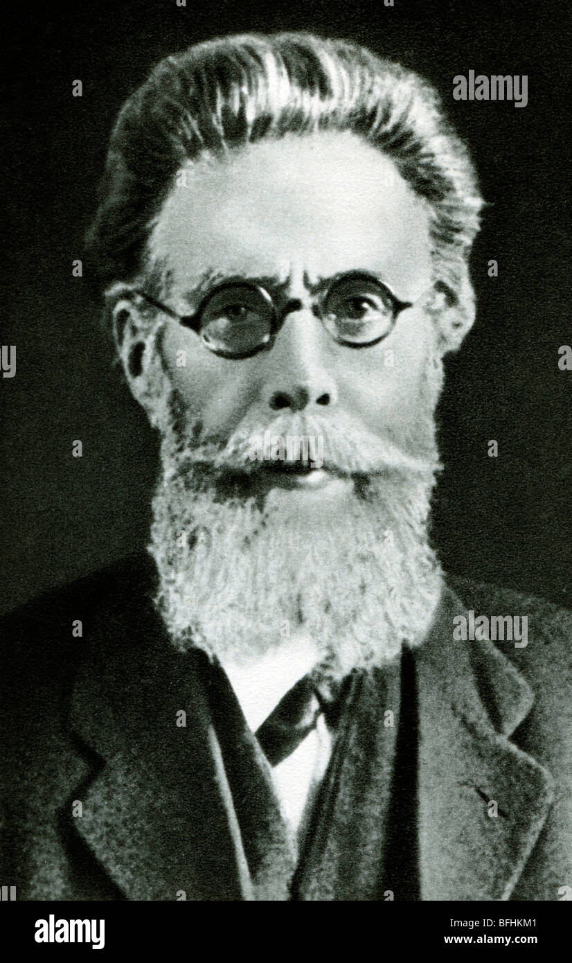 Wilhelm Rontgen, the German inventor of X-rays and the recipient of the ...
