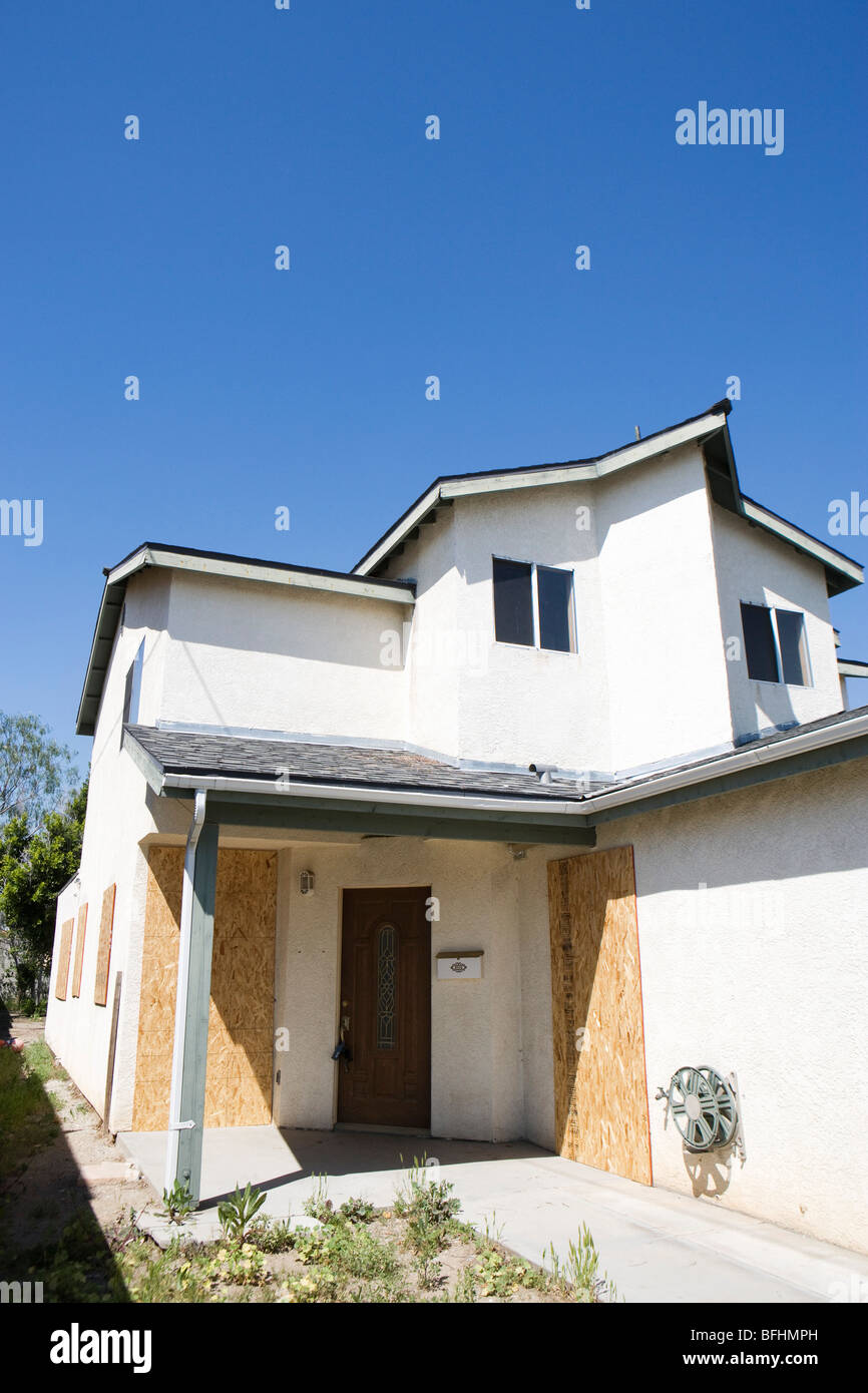 Boarded Up House Stock Photo - Alamy