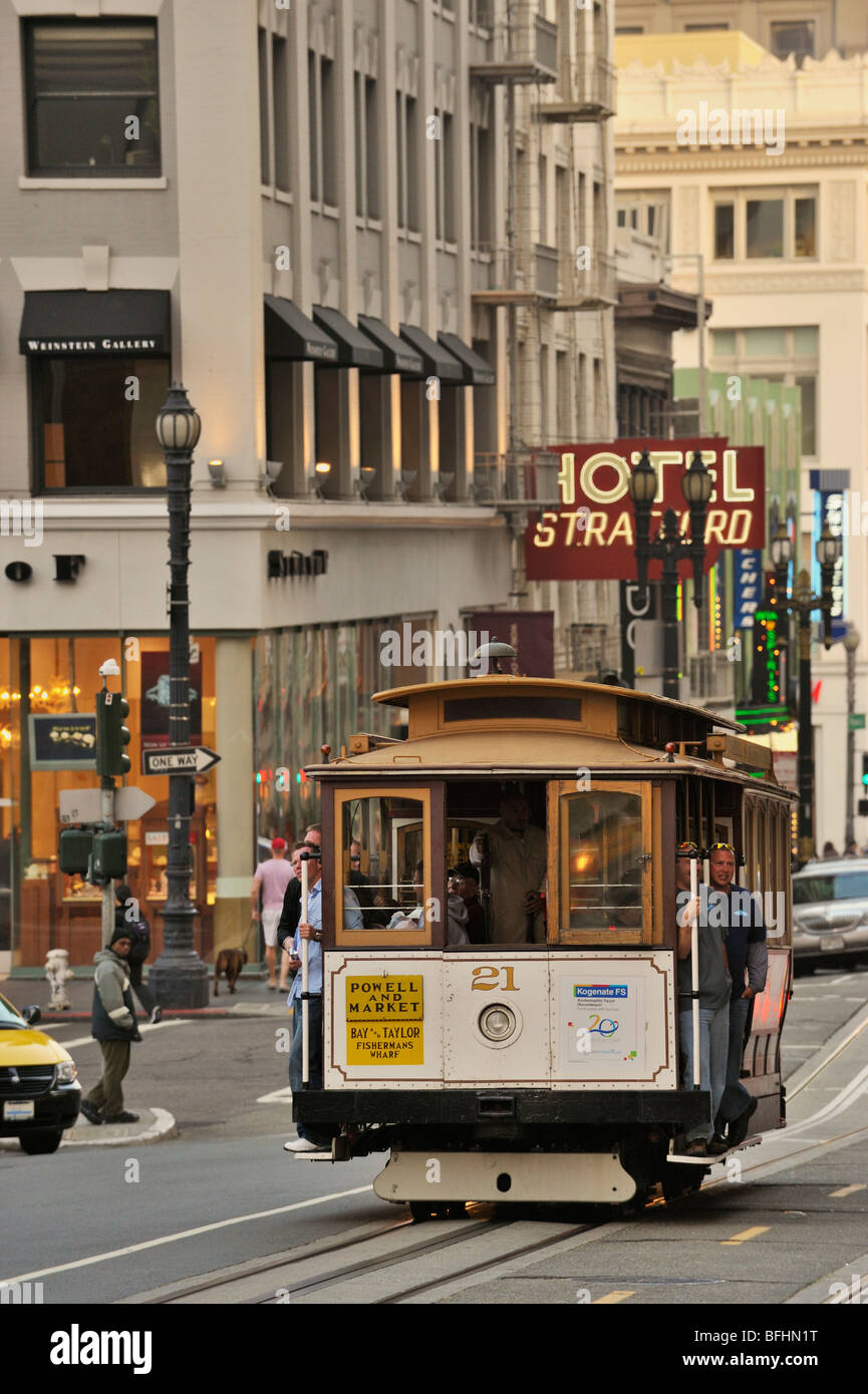 Cable car down cars hi-res stock photography and images - Alamy