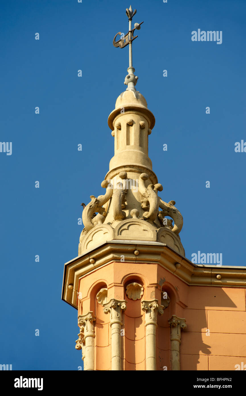 Art Nouveau (Sezession) City Hall designed by Lechner Odon with Zolnay ...