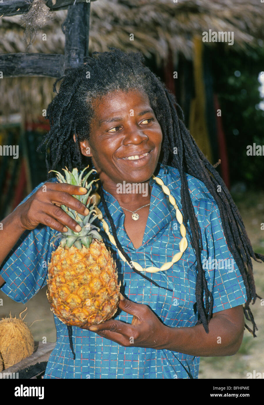 Rastafarian Woman High Resolution Stock Photography and Images - Alamy