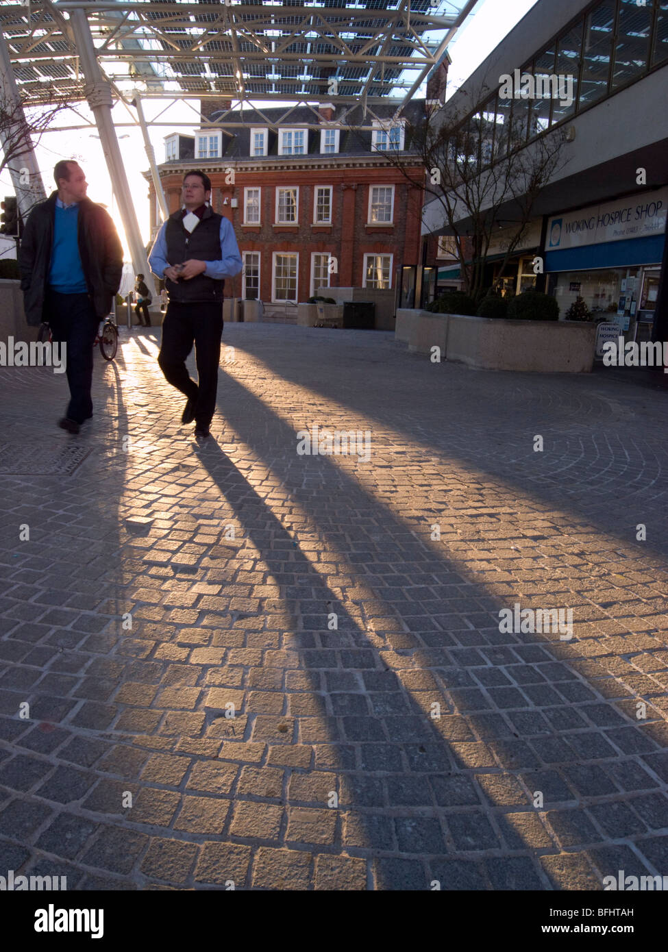 Woking hi-res stock photography and images - Alamy