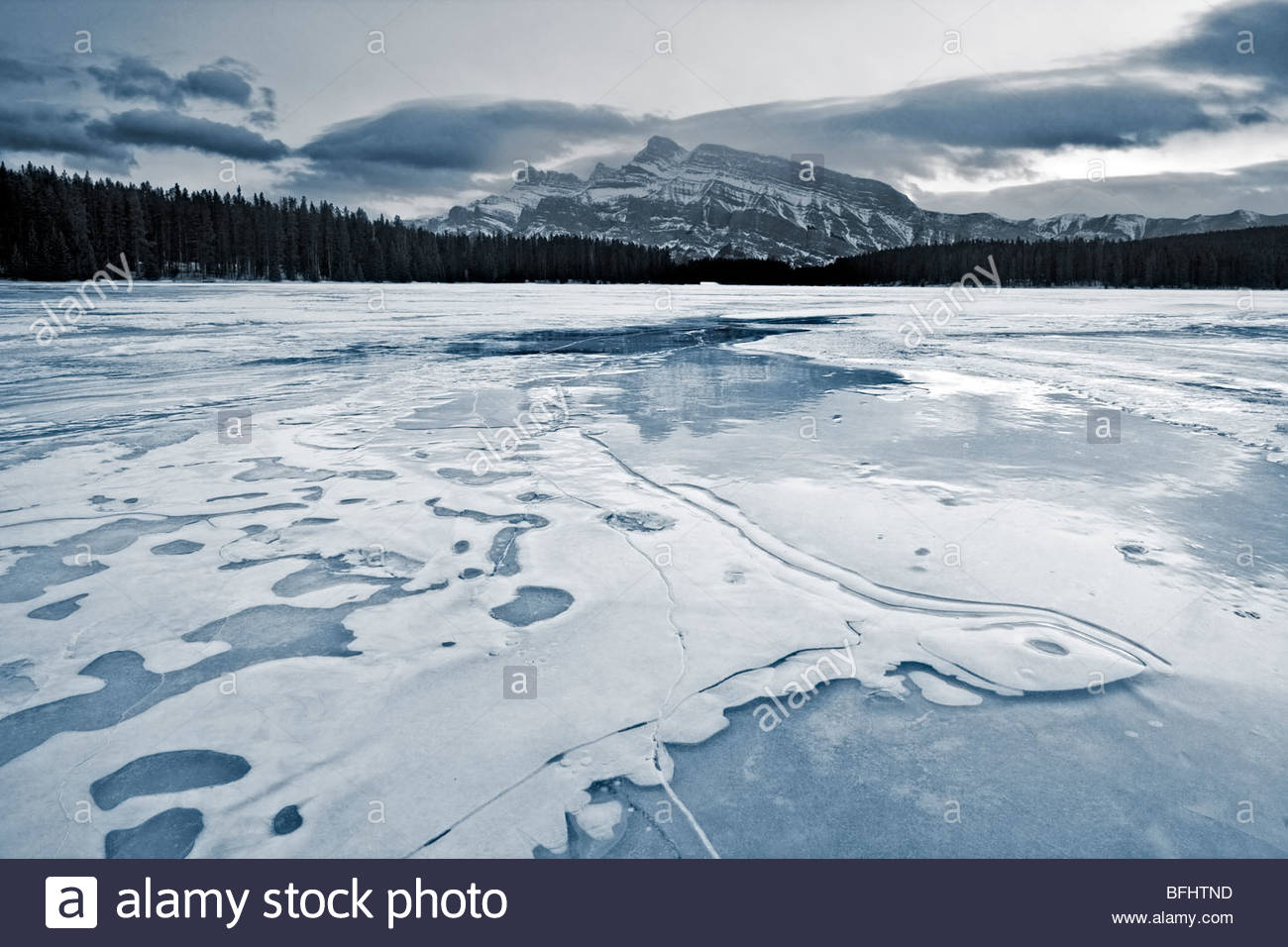 Two Jack Lake In Winter Stock Photos & Two Jack Lake In Winter Stock ...