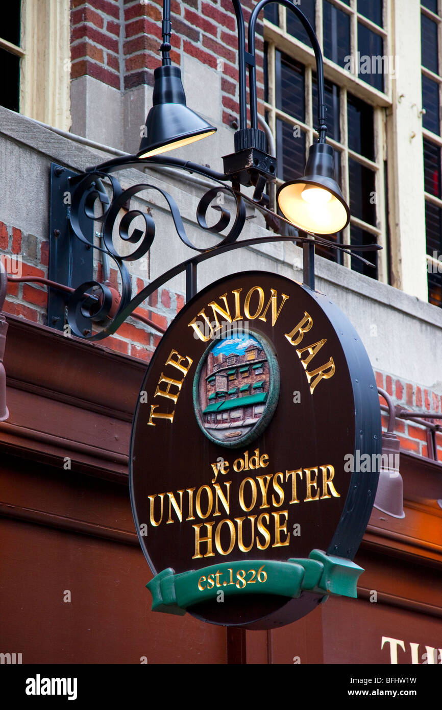 Famous Oyster Bar in Boston, Massachusetts, USA Stock Photo - Alamy