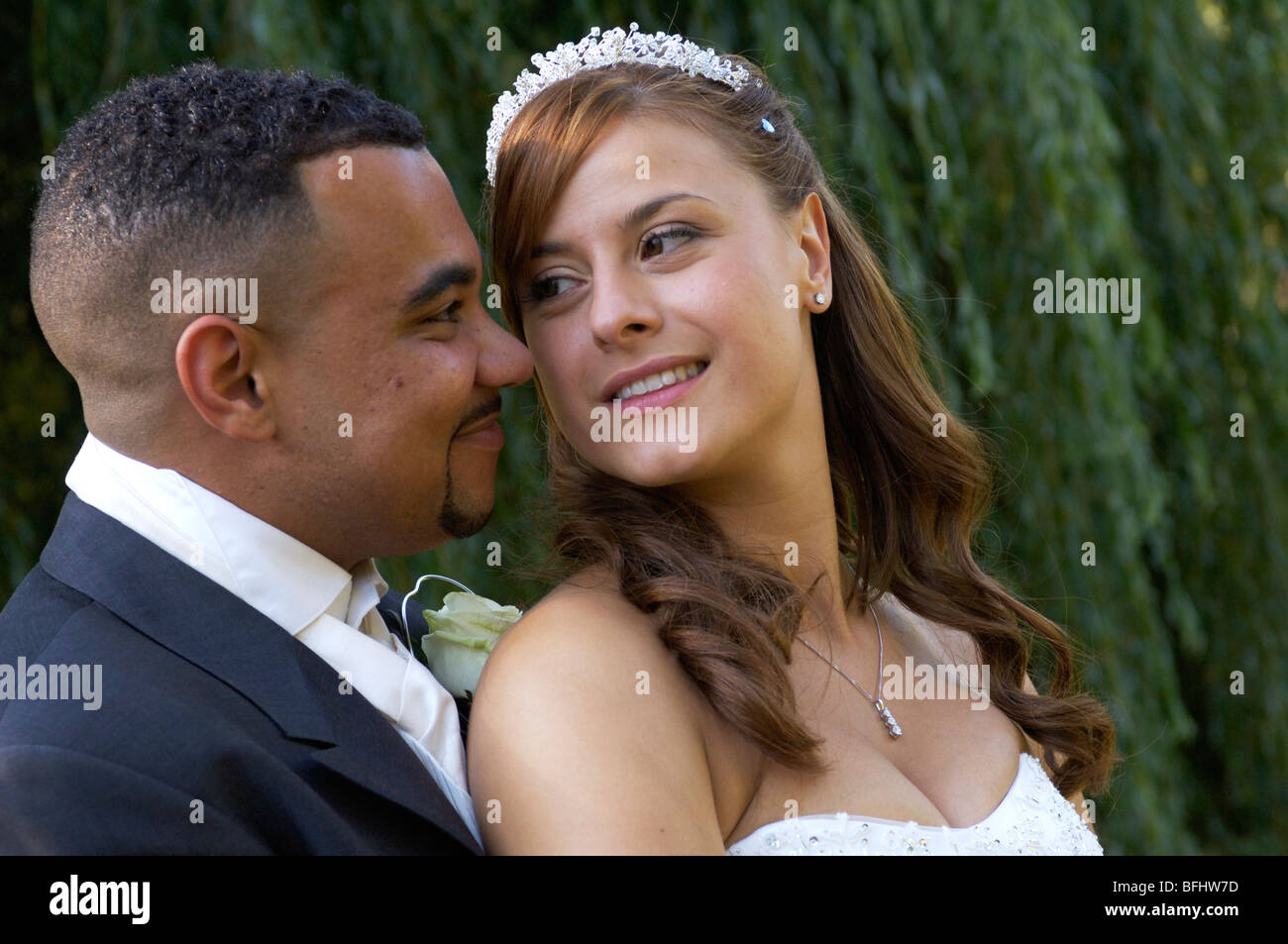 Romance bridal couple Stock Photo - Alamy