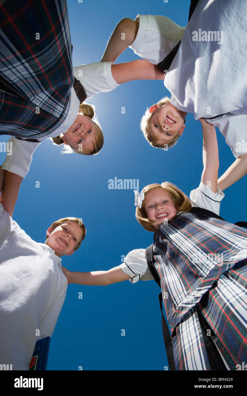 5 students circle hi-res stock photography and images - Alamy