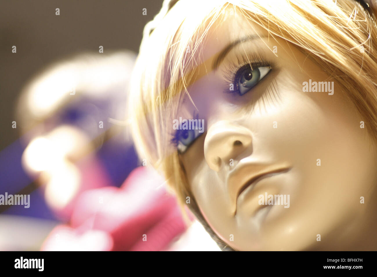 Mannequin face woman hi-res stock photography and images - Alamy