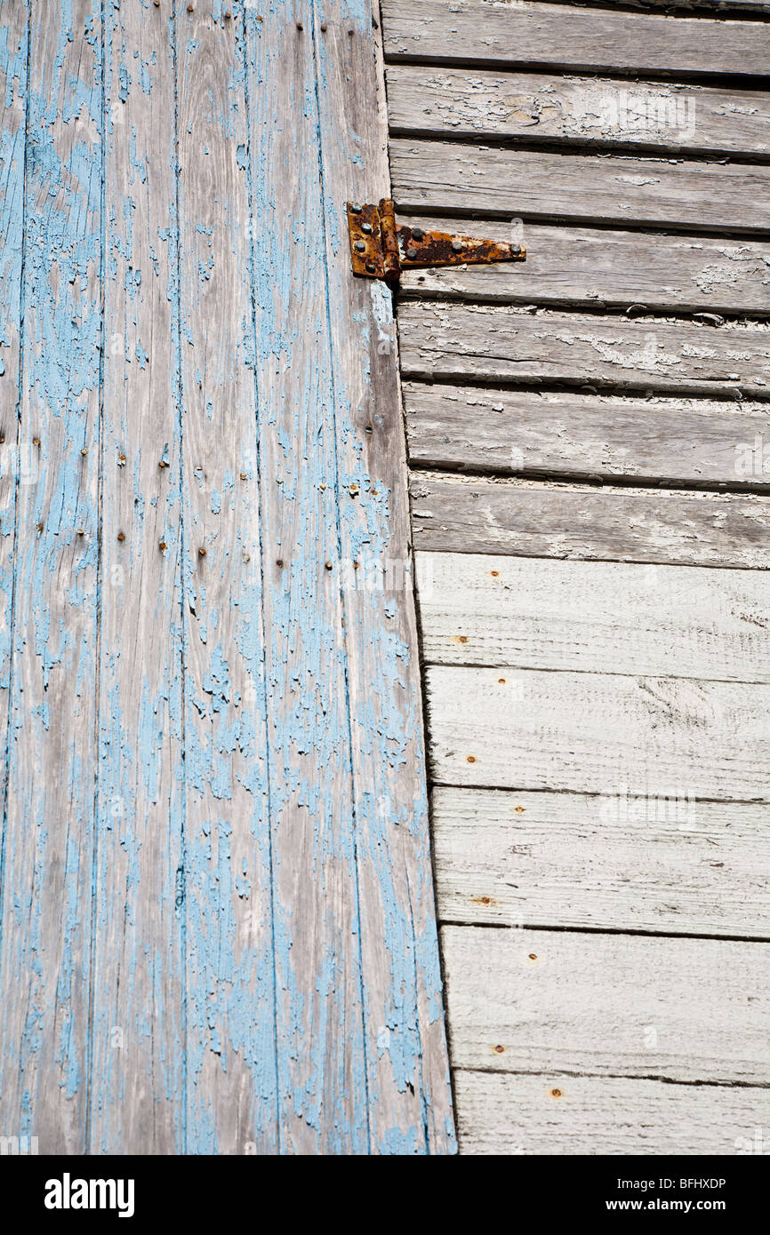 Ocala, FL - Feb 2008 - Old weathered barn door with rusty hinge and ...