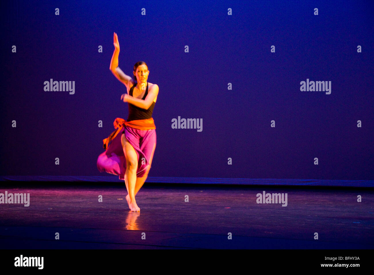 perform present choreograph modern jazz ballet hip-hop student stage ...