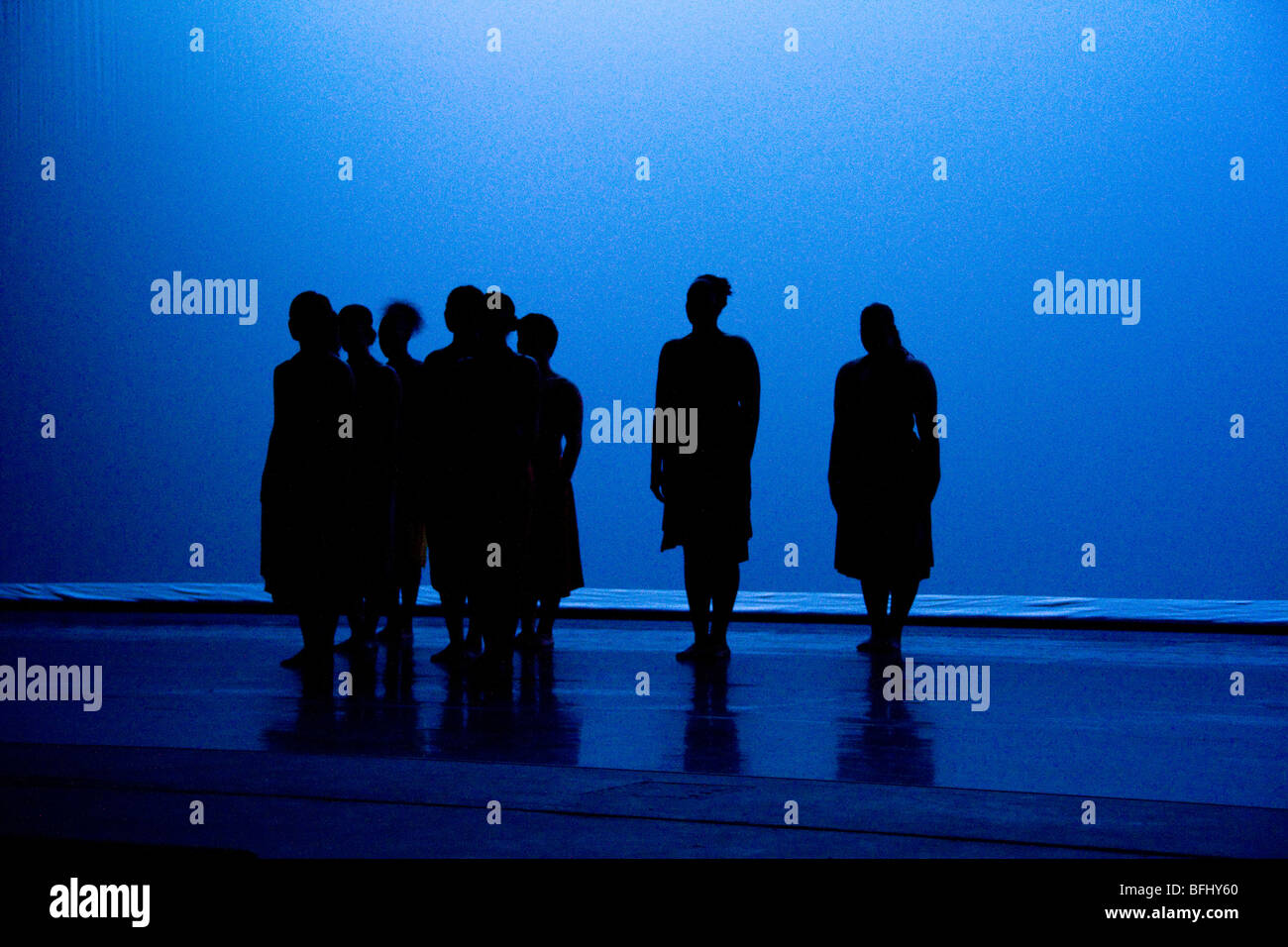 Drama class bow hi-res stock photography and images - Alamy