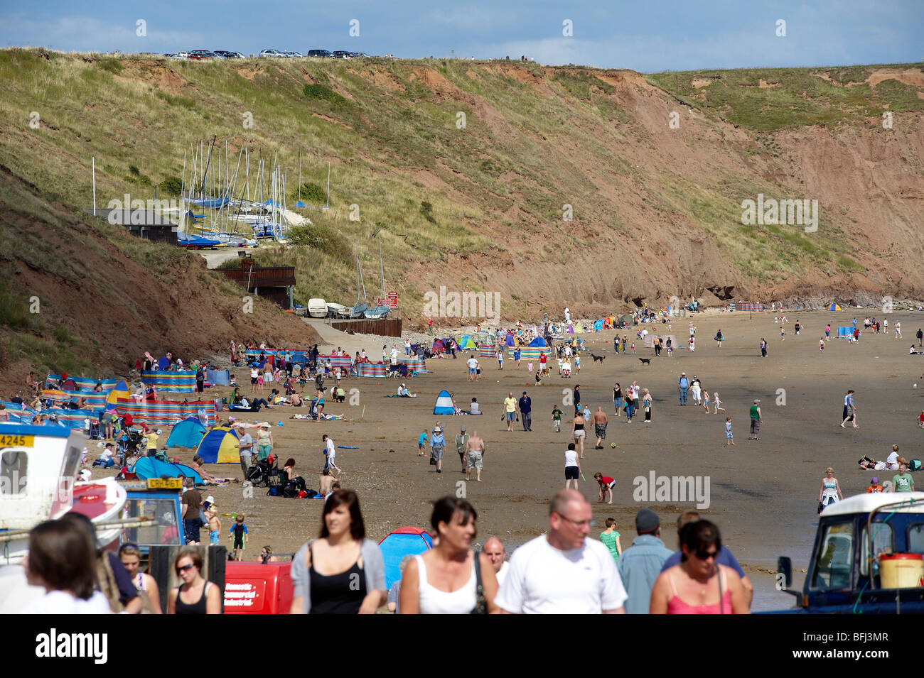 Crowded Summer Sunday, Filey, Yorkshire East Coast, Northern England ...