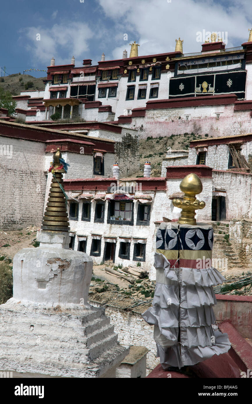 Gold topped hi-res stock photography and images - Alamy