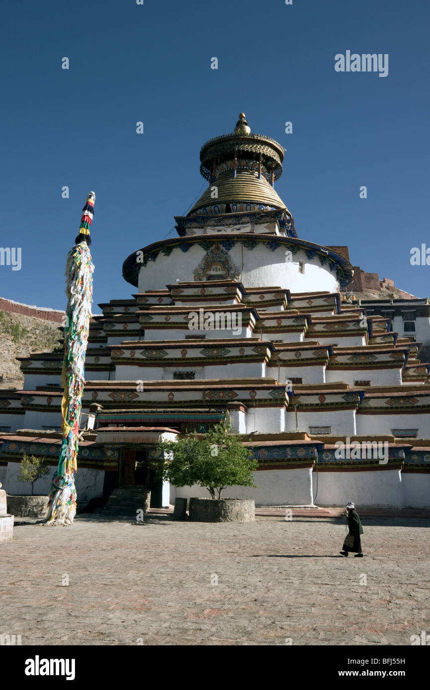 Chorten kora hi-res stock photography and images - Alamy
