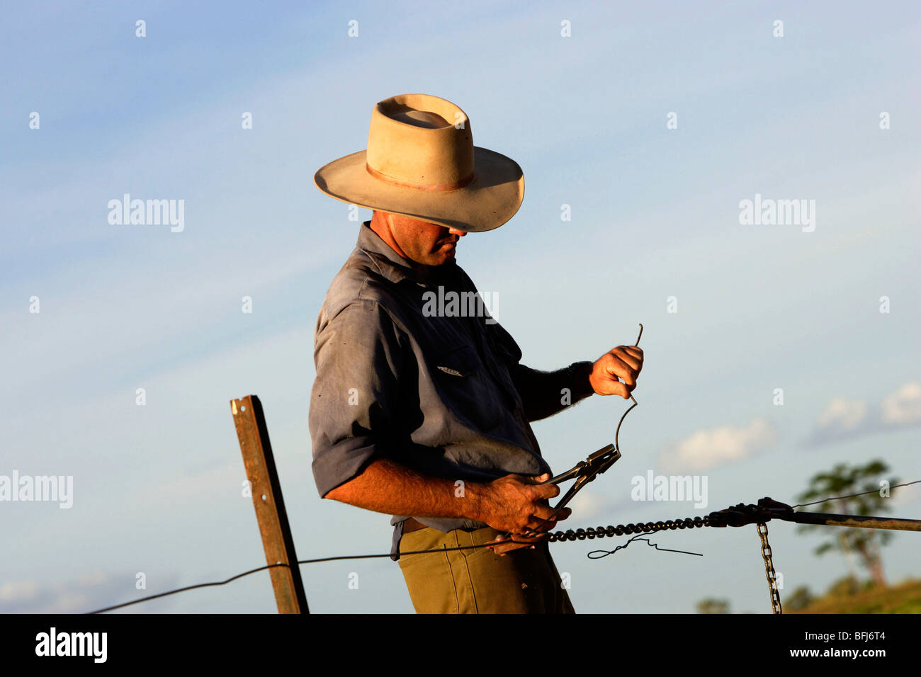 Outback man hi-res stock photography and images - Alamy