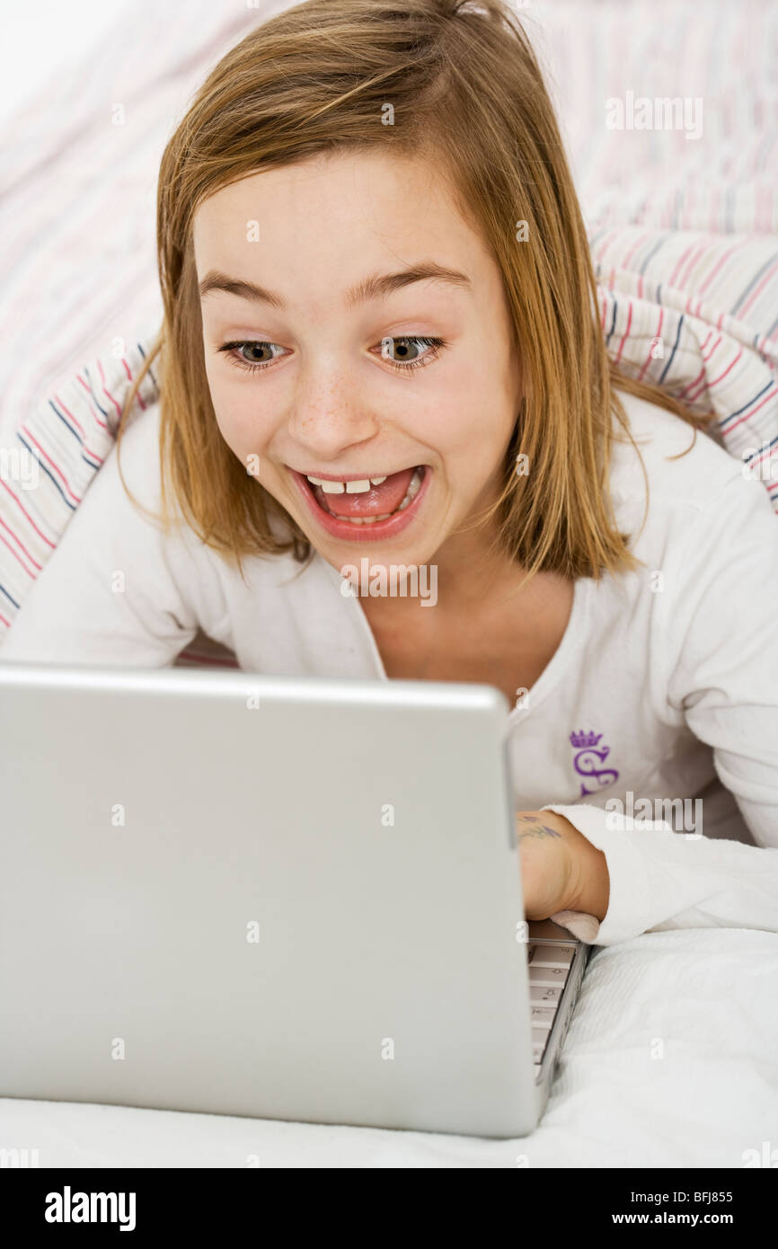 Teen laptop from front hi-res stock photography and images - Alamy