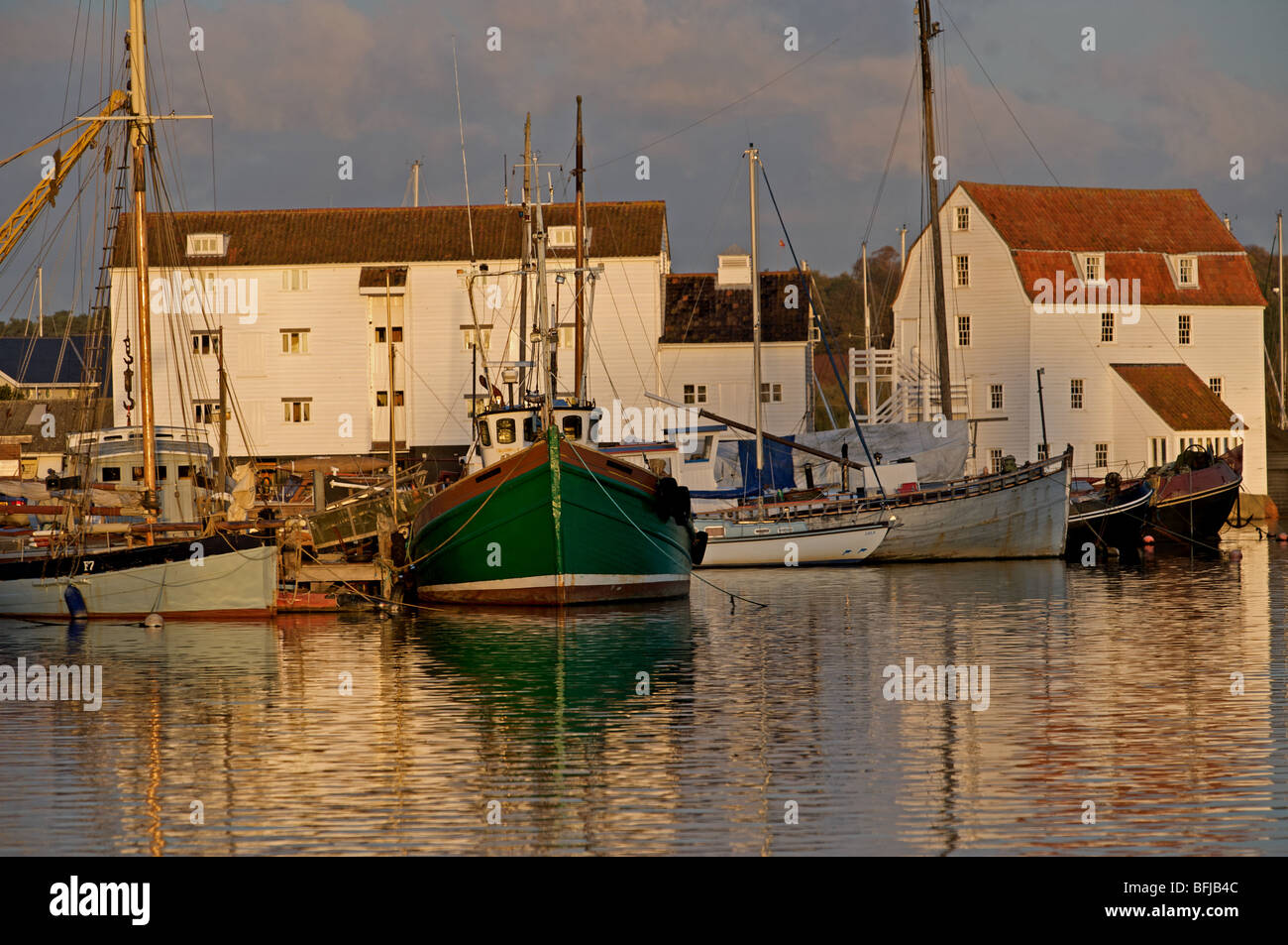 The historic waterfront and tide mill, Woodbridge, Suffolk, UK Stock ...