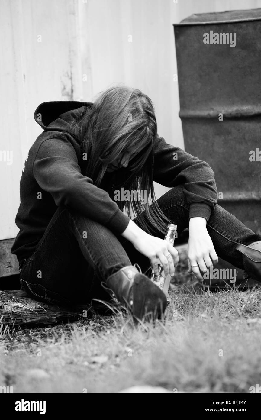 Drunk girls uk hi-res stock photography and images - Alamy