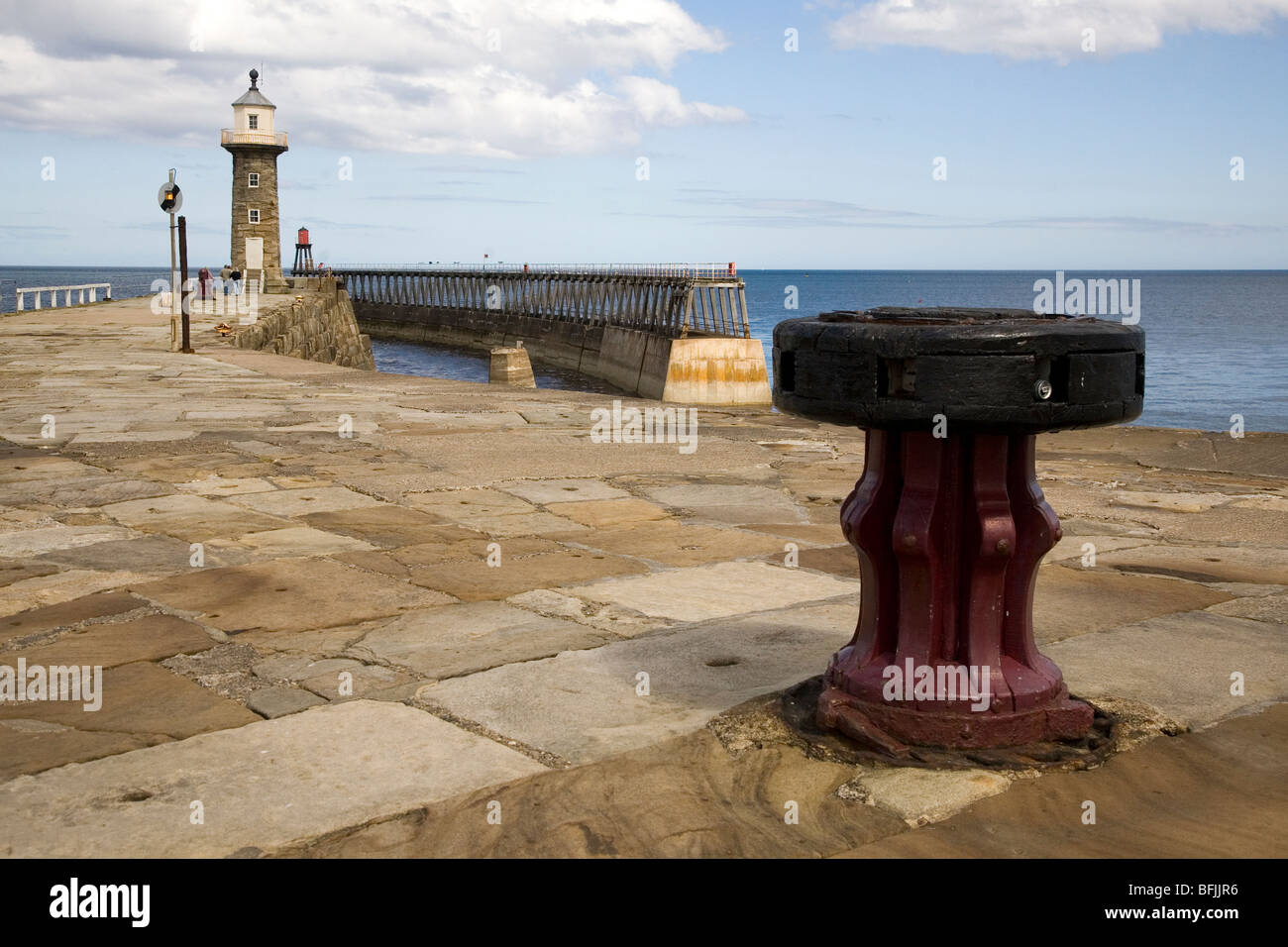 Breakwater light tower hi-res stock photography and images - Alamy