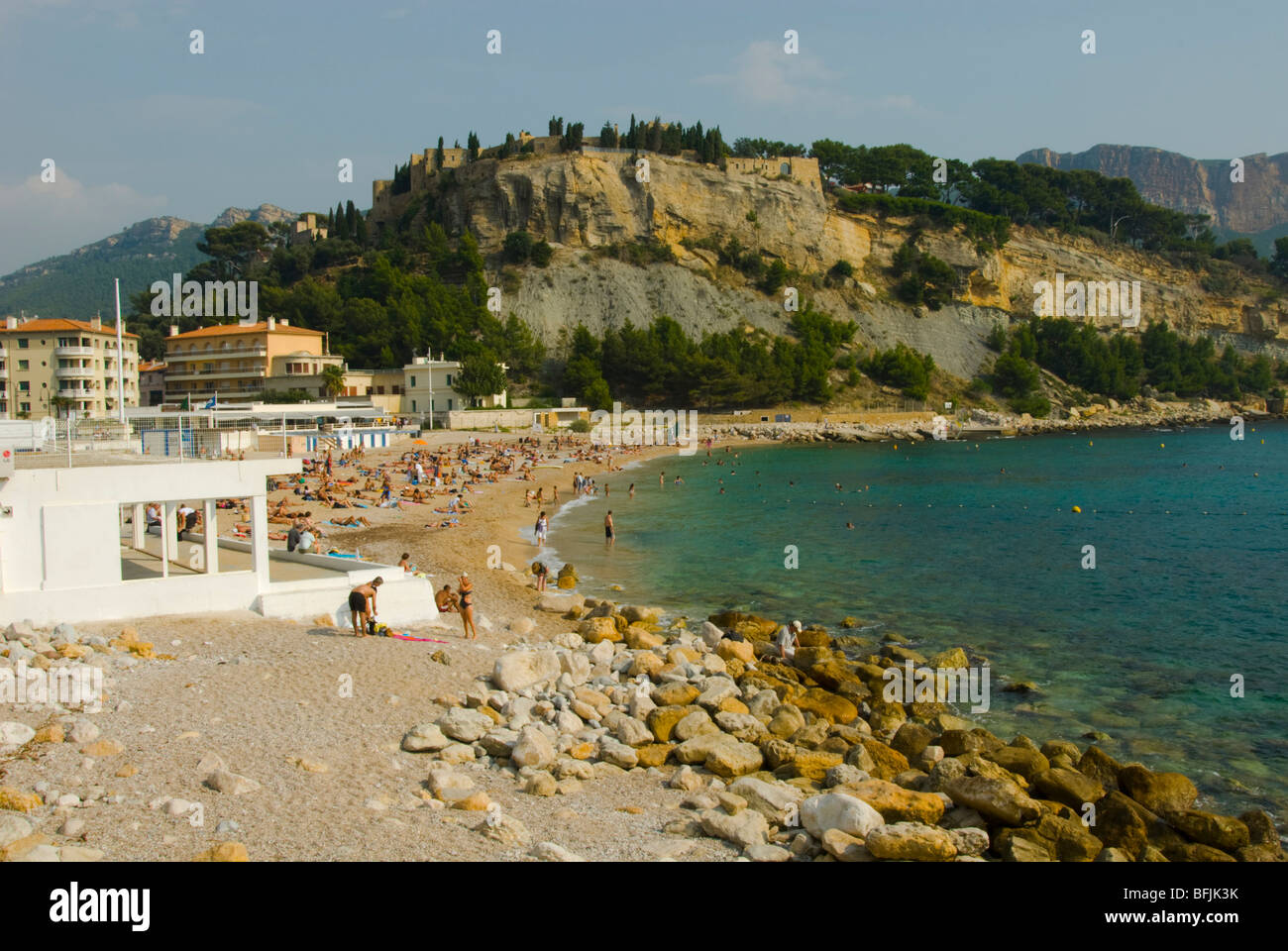 Beach cassis provence france hi-res stock photography and images - Alamy