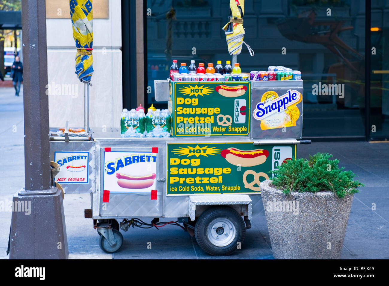 Sabrett hot dogs hi-res stock photography and images - Alamy