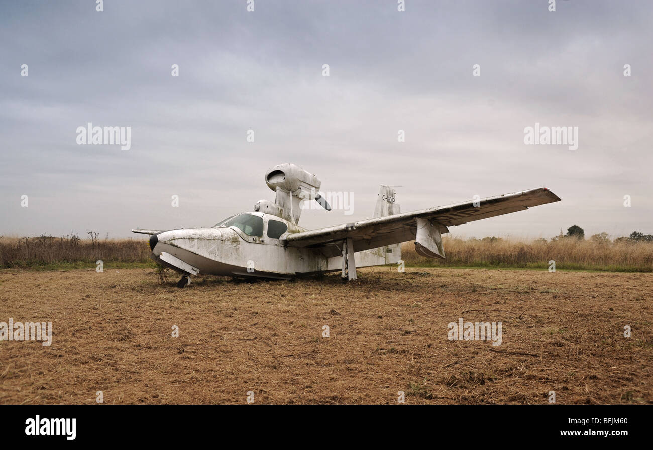 Lake Buccaneer LA4-200 single engine amphibian seaplane grounded Stock ...