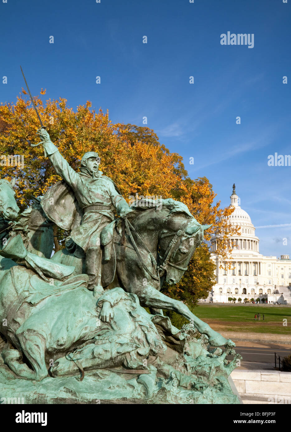 Washington dc mall statues hi-res stock photography and images - Alamy